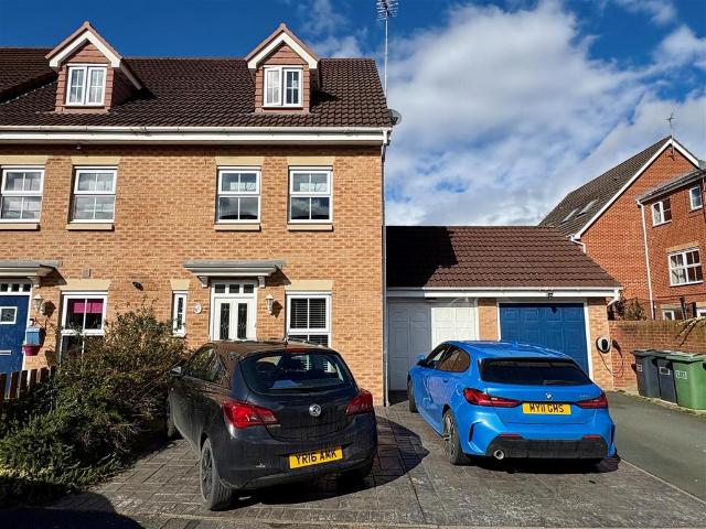 3 bedroom townhouse for sale