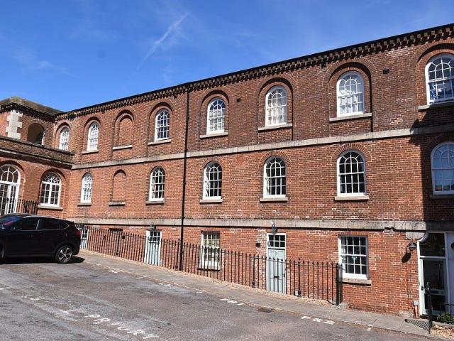3 bedroom townhouse for sale