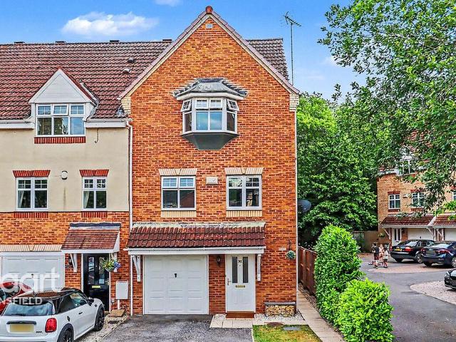 3 bedroom townhouse for sale