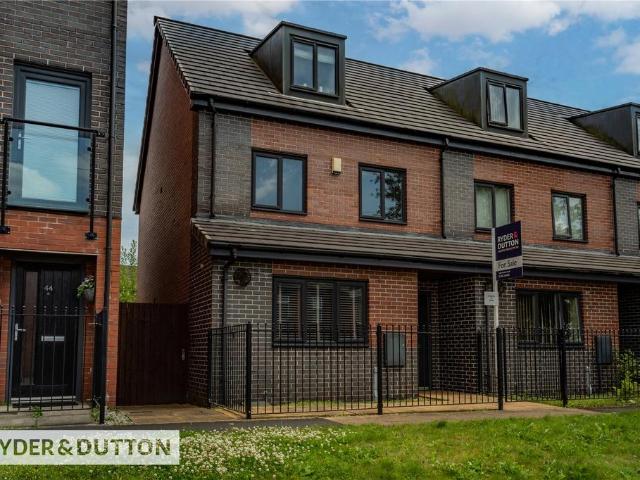 3 bedroom townhouse for sale