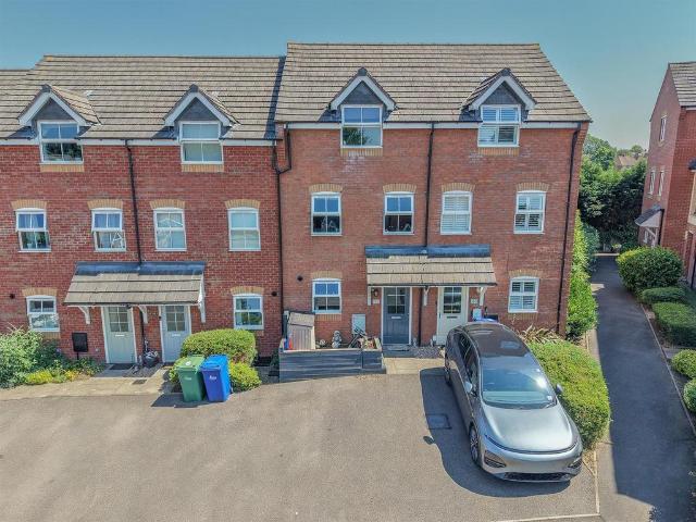 3 bedroom townhouse for sale