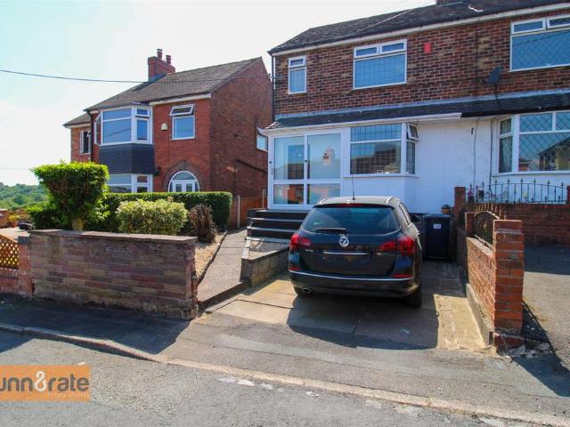 3 bedroom townhouse for sale