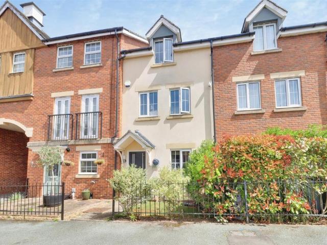 3 bedroom townhouse for sale