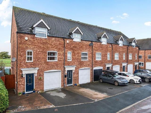 3 bedroom townhouse for sale