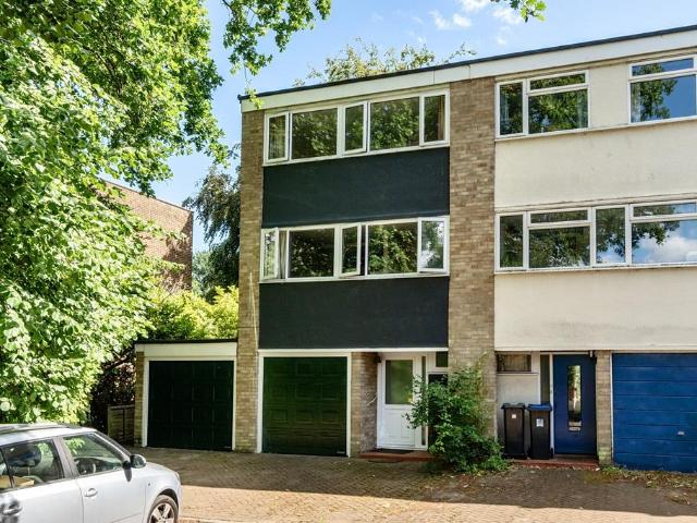 3 bedroom townhouse for sale