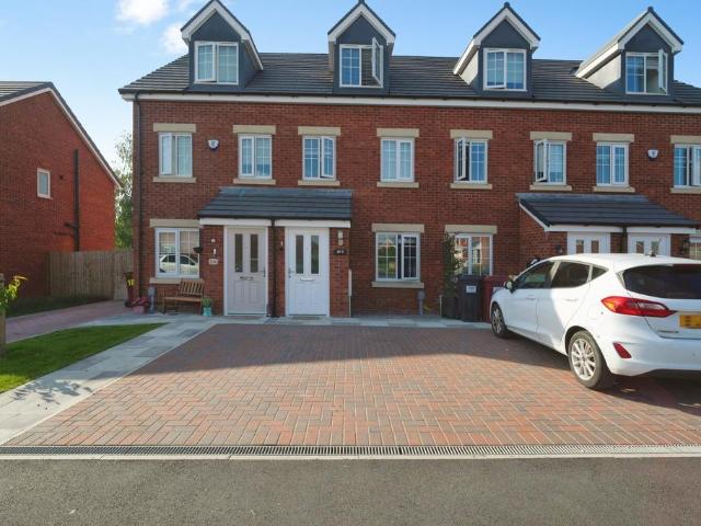 3 bedroom townhouse for sale