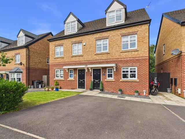 3 bedroom townhouse for sale