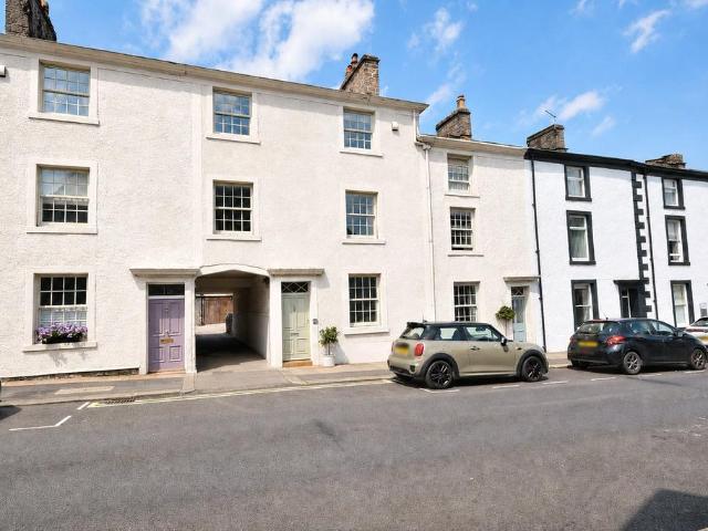 3 bedroom townhouse for sale