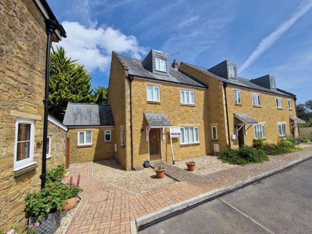 3 bedroom townhouse for sale