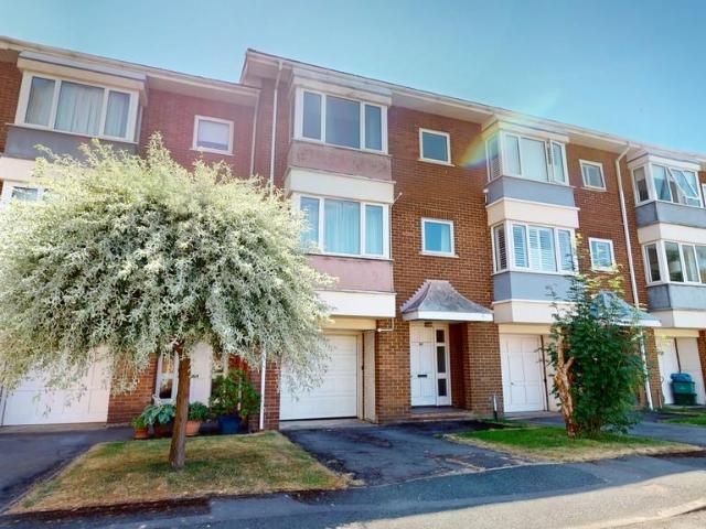 3 bedroom townhouse for sale