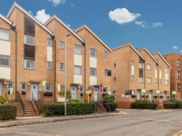 3 bedroom townhouse for sale