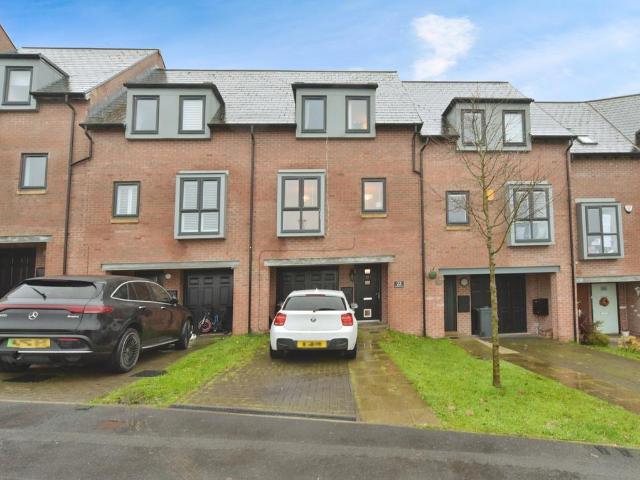 3 bedroom townhouse for sale