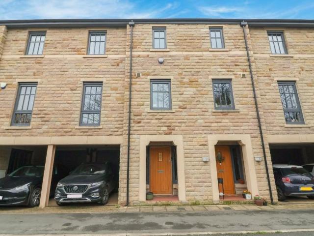 3 bedroom townhouse for sale
