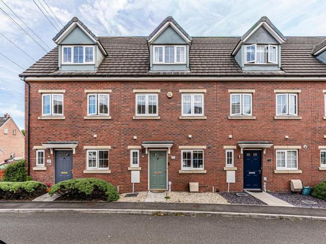 3 bedroom townhouse for sale