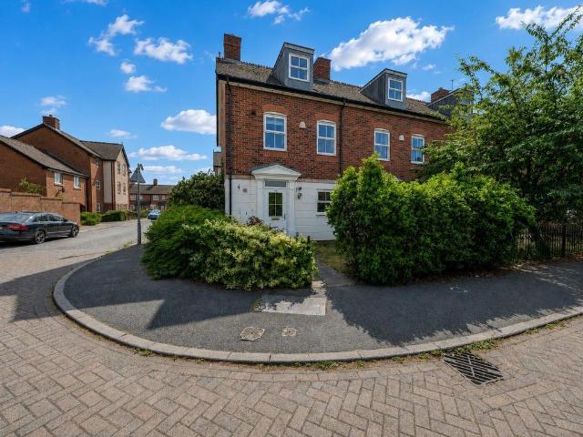 3 bedroom townhouse for sale