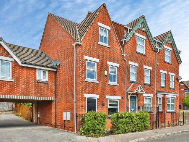 3 bedroom townhouse for sale