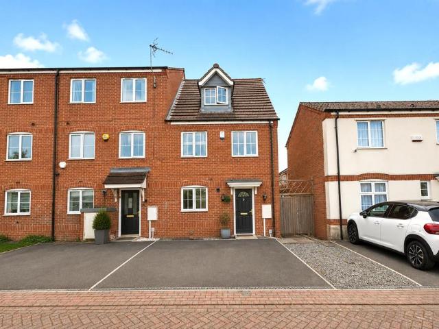 3 bedroom townhouse for sale