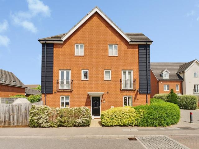 3 bedroom townhouse for sale