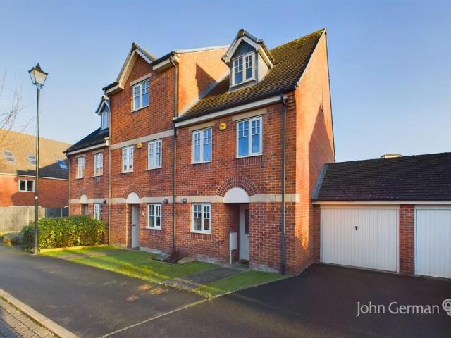 3 bedroom townhouse for sale