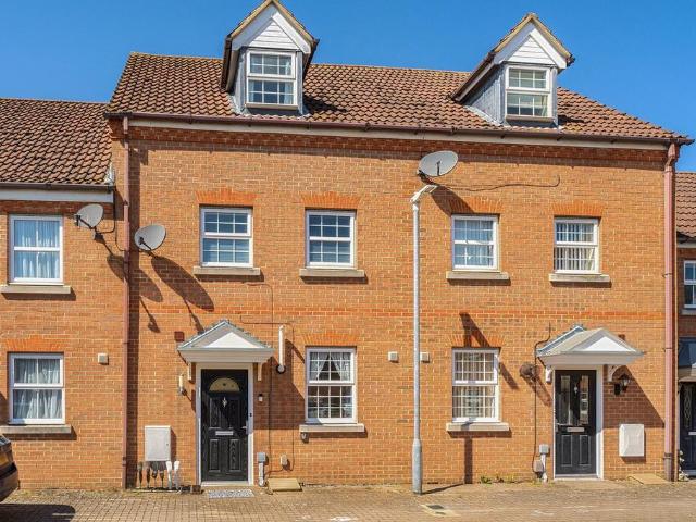 3 bedroom townhouse for sale
