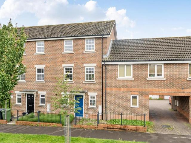 3 bedroom townhouse for sale