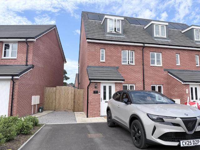 3 bedroom townhouse for sale