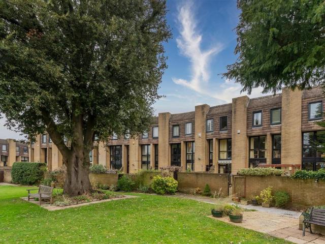 3 bedroom townhouse for sale
