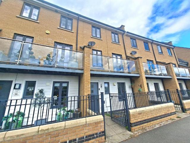 3 bedroom townhouse for sale