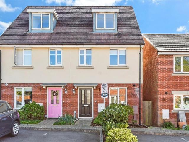 3 bedroom townhouse for sale