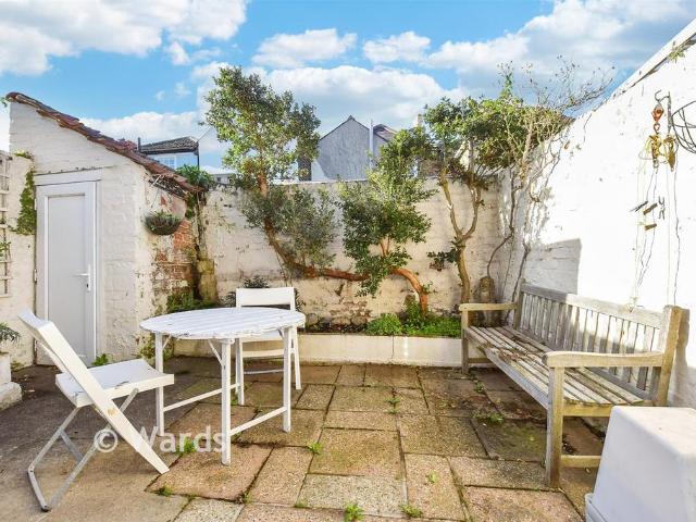 3 bedroom townhouse for sale