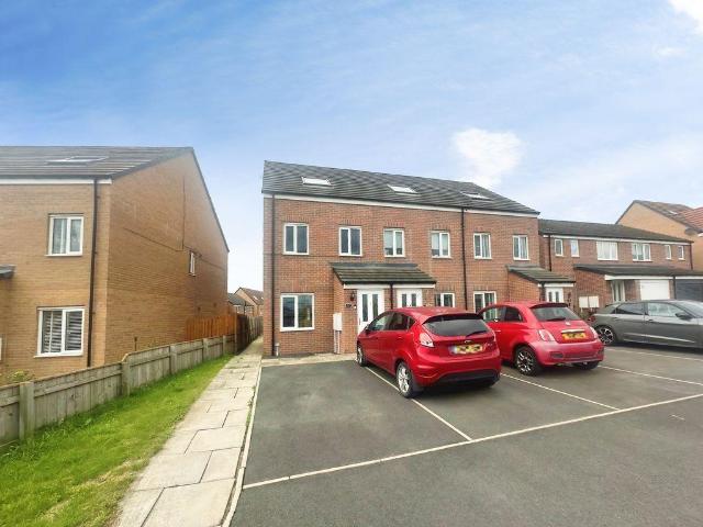 3 bedroom townhouse for sale