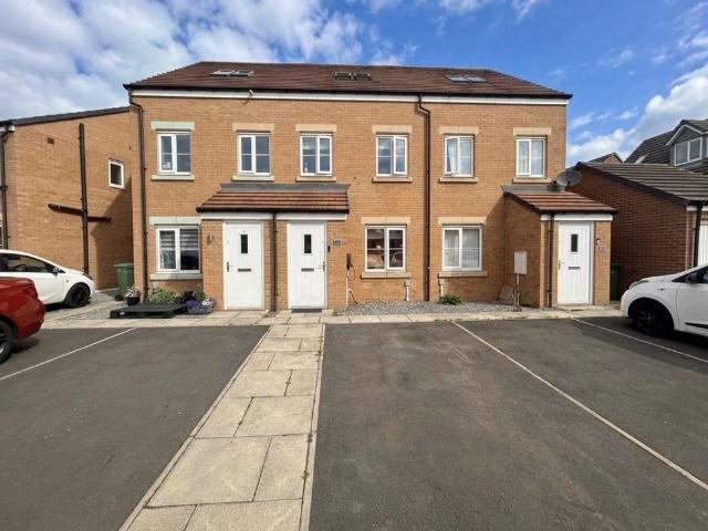 3 bedroom townhouse for sale