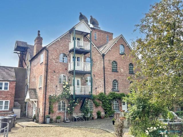3 bedroom townhouse for sale