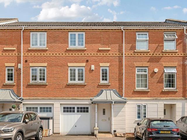 3 bedroom townhouse for sale