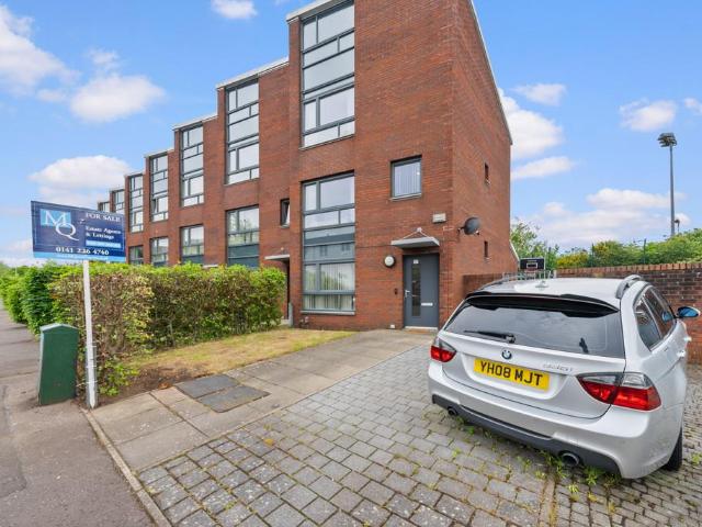 3 bedroom townhouse for sale