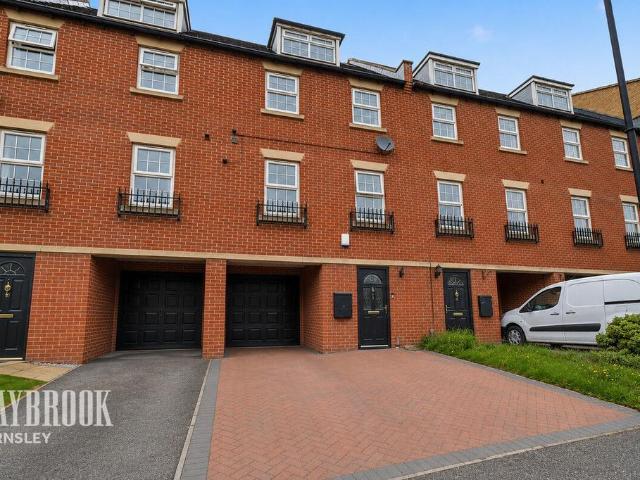 3 bedroom townhouse for sale