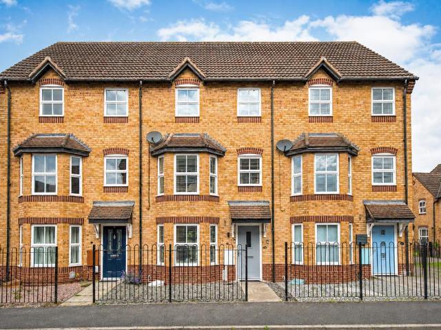 3 bedroom townhouse for sale