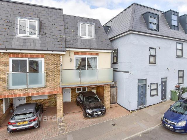 3 bedroom townhouse for sale