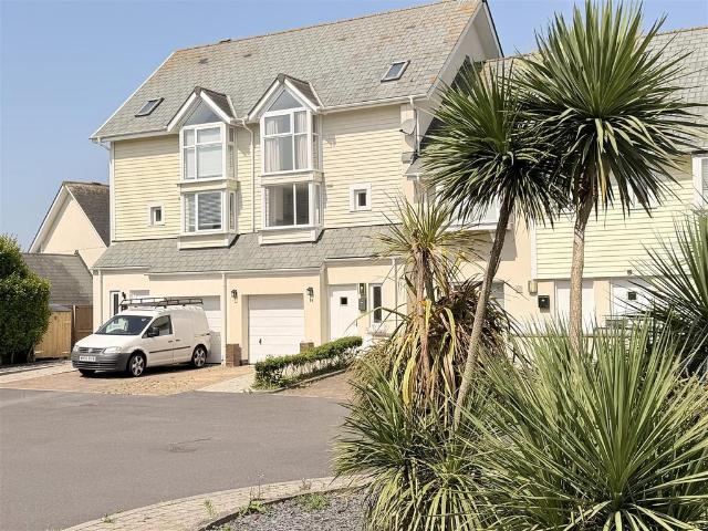 3 bedroom townhouse for sale