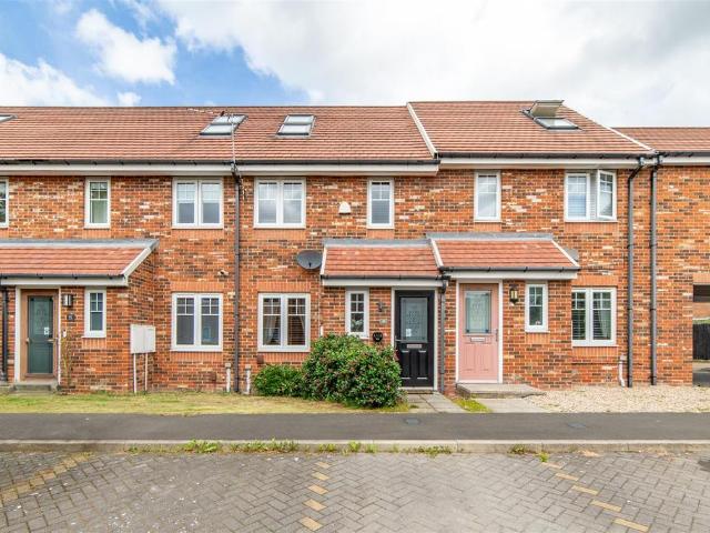 3 bedroom townhouse for sale