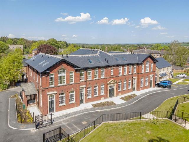 3 bedroom townhouse for sale