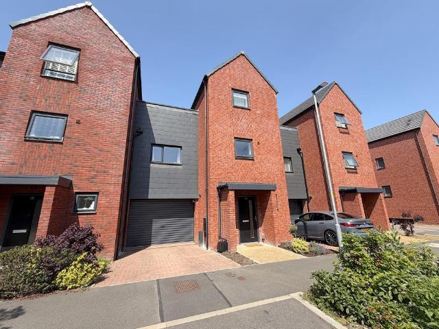 3 bedroom townhouse for sale