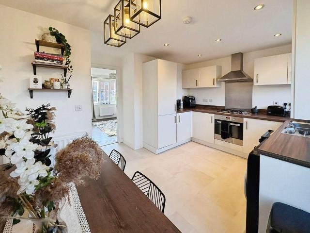 3 bedroom townhouse for sale