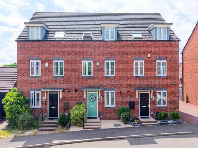 3 bedroom townhouse for sale