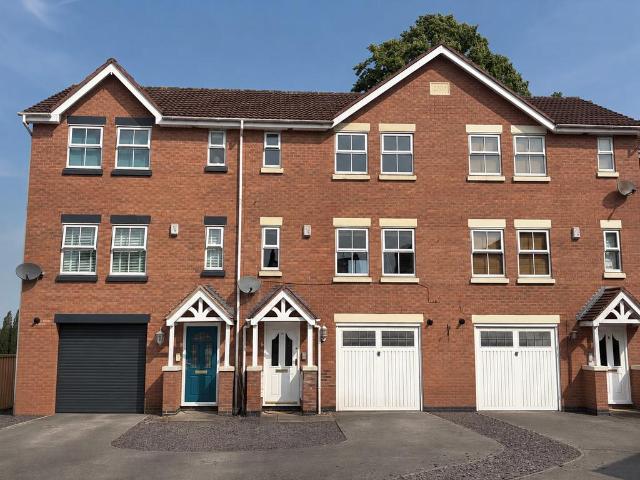 3 bedroom townhouse for sale