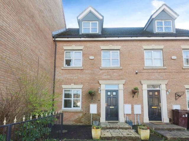 4 bedroom townhouse for sale