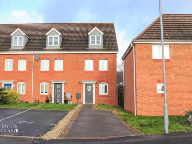 3 bedroom townhouse for sale
