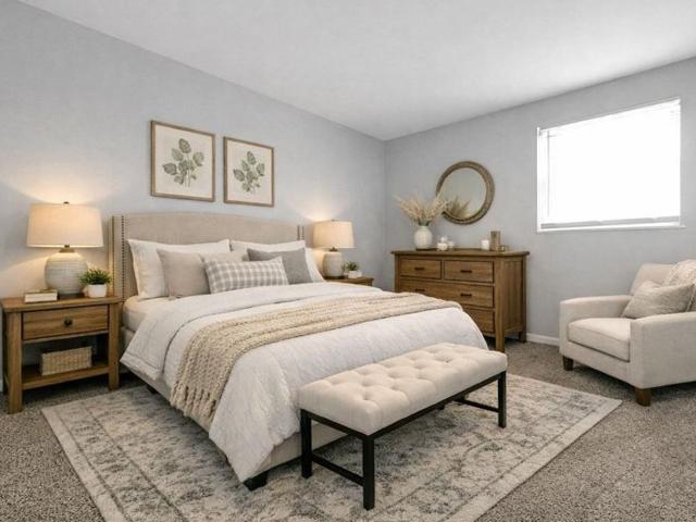3 bedroom Townhouse Subsidy Friendly 3 Bedroom Apartment for Rent at 1598 E 25th Ave, Columbus, OH 43219 Argyle Park