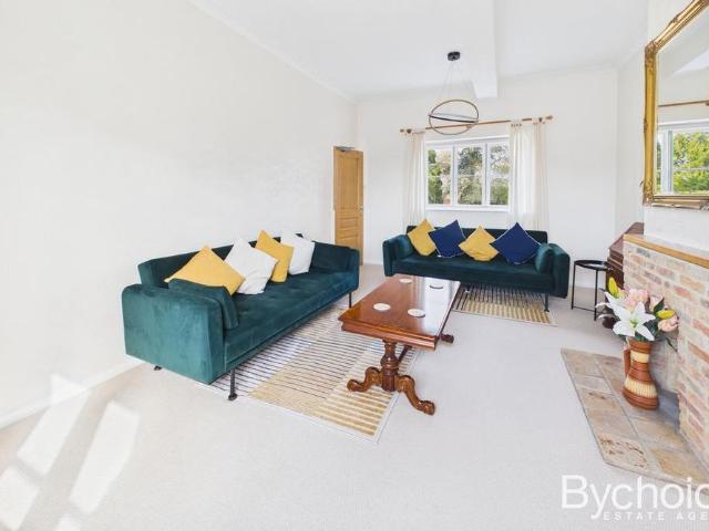 3 bedroom townhouse to rent