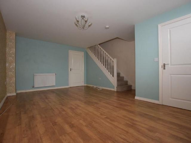 3 bedroom townhouse to rent